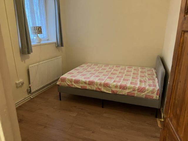 Room at Scott Street, Greater London