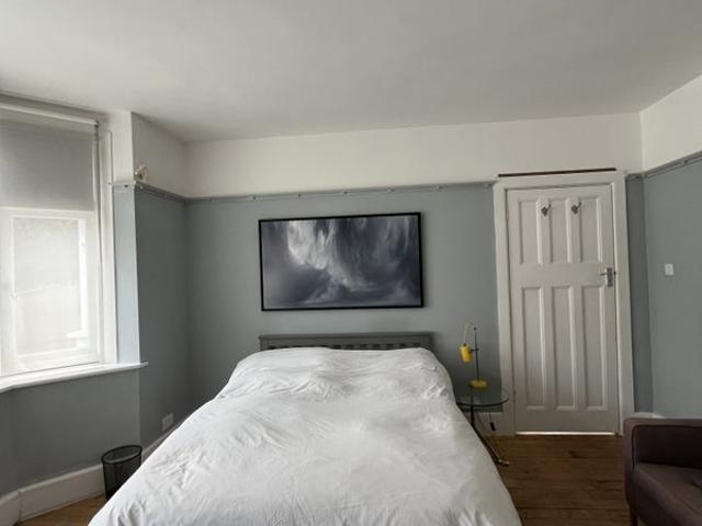 Room at Seafield Road, Bournemouth