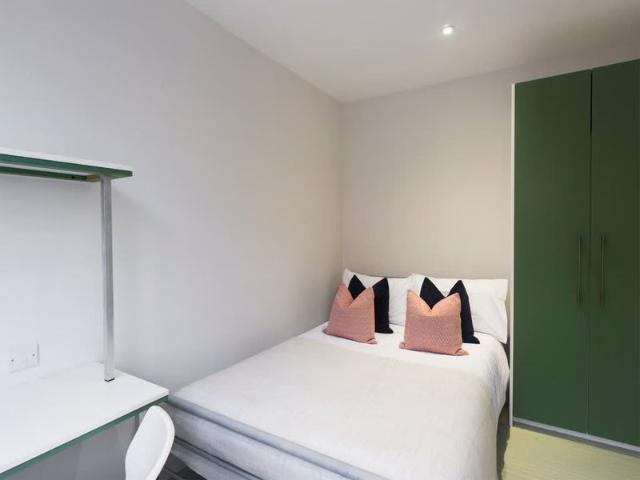 Room at Seaford Street, Stoke on Trent