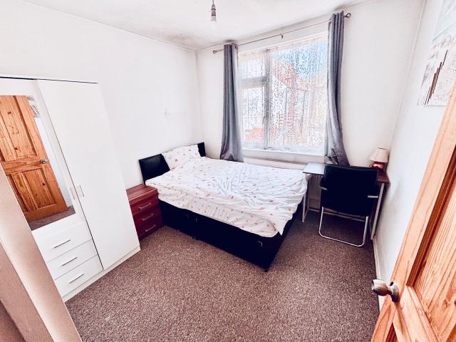 Room at Seaforth Avenue, Southend on Sea