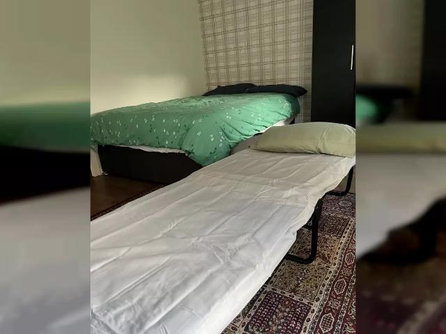 Room at Seagull Close, Greater London
