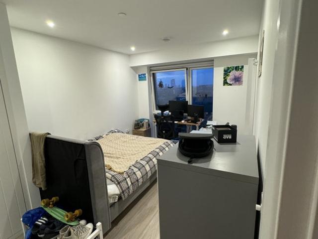 Room at Seagull Lane, Greater London