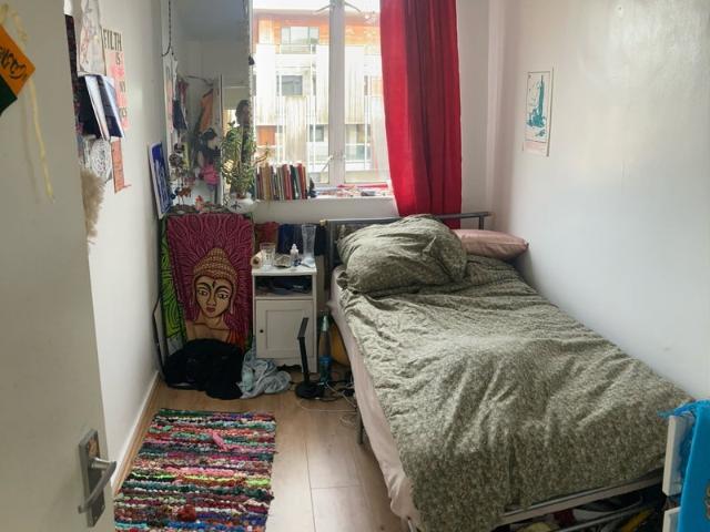 Room at Seagrave Close, Greater London
