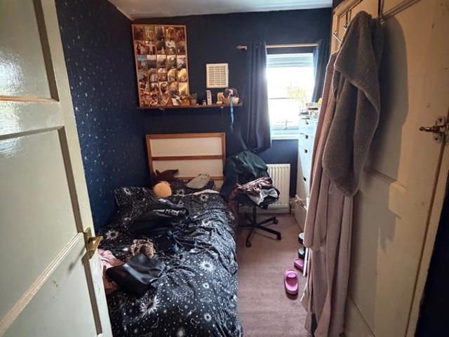 Room at Selbrooke Crescent, Bristol