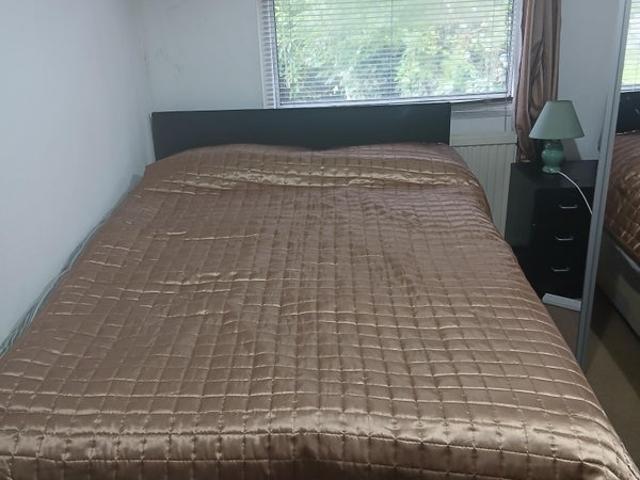 Room at Selhurst New Road, Greater London