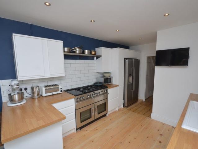 Room at Selworthy Road, Bristol