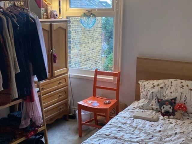 Room at Seward Road, Greater London