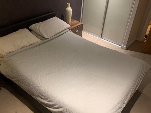 Room at Seven Sea Gardens, Greater London
