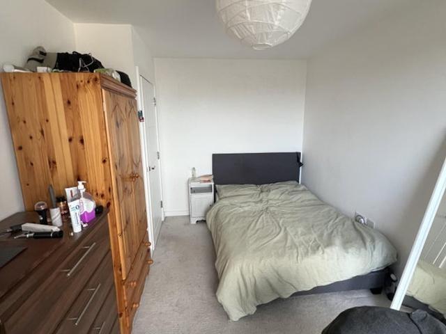 Room at Seven Sisters Road, Greater London