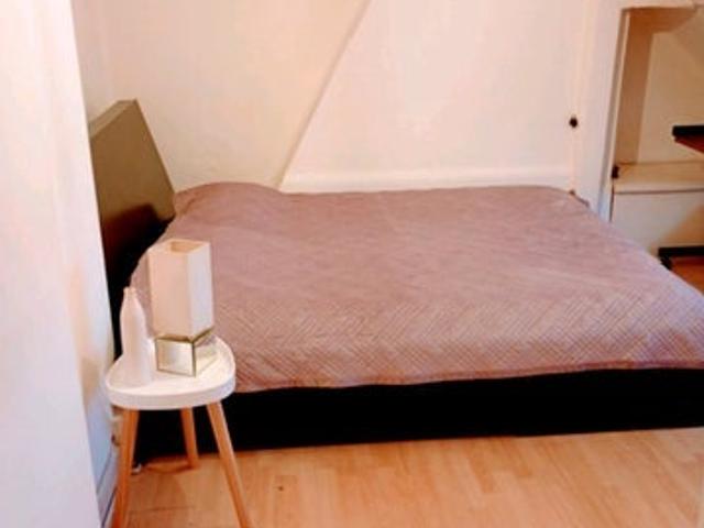 Room at Sevenhills Road, Wexham and Ivers Community Board
