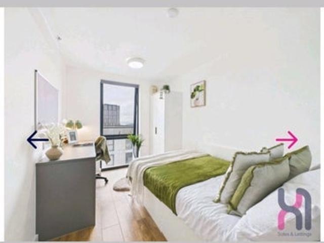 Room at Seymour Street, Liverpool