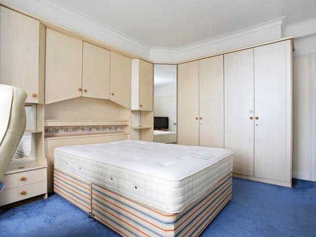 Room at Seymour Place, City of Westminster