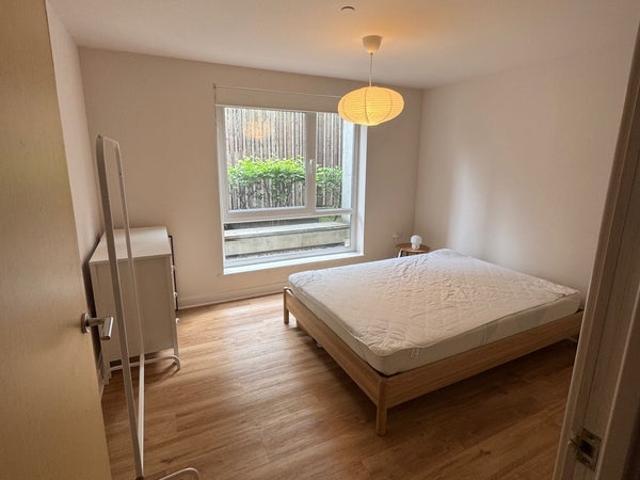 Room at Shacklewell Lane, Greater London