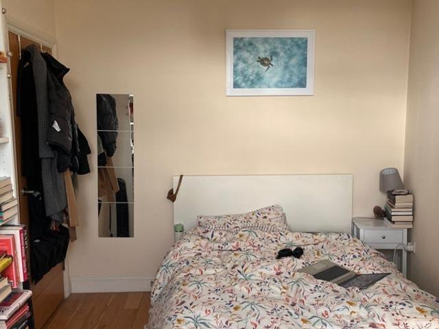 Room at Shacklewell Street, Greater London