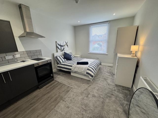 Room at Shadwell Road, Portsmouth