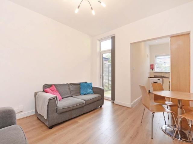 Room at Sharrow Lane, Sheffield