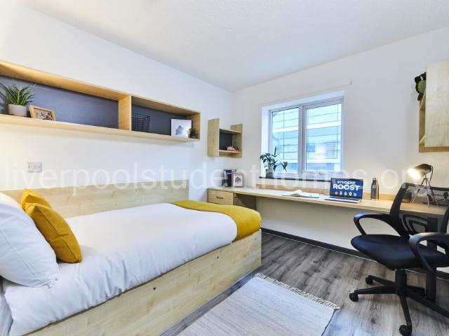 Room at Shaw Street, Liverpool