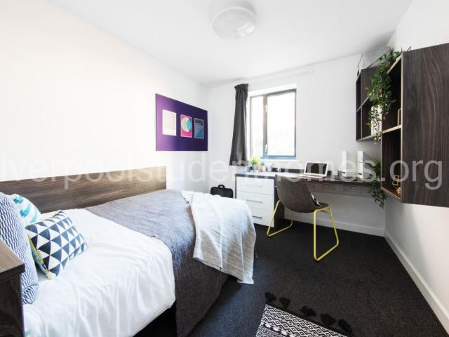 Room at Shaw Street, Liverpool