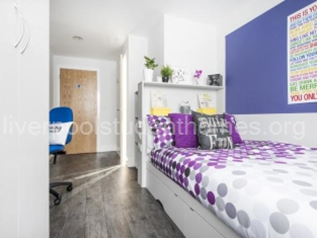 Room at Shaw Street, Liverpool
