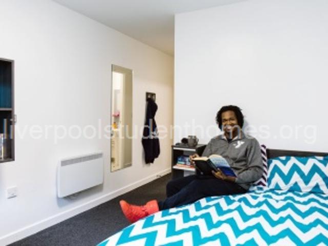Room at Shaw Street, Liverpool