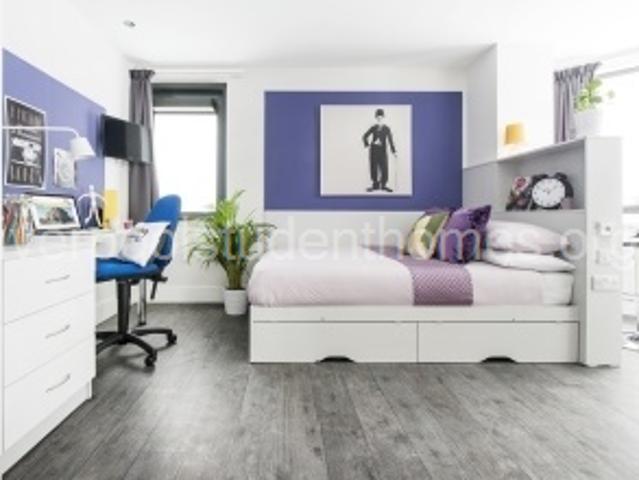 Room at Shaw Street, Liverpool