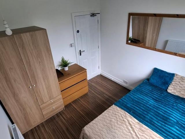 Room at Shawford Court, Greater London