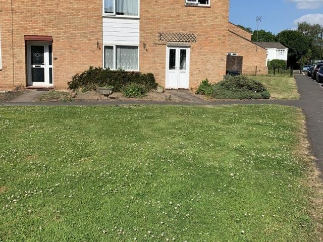 Room at Sheldrake Drive, Bristol
