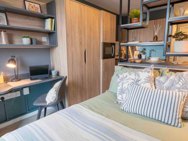 Room at Shepherds Bush Road, Greater London