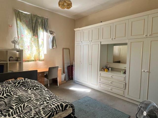 Room at Shepherds Bush Road, Greater London
