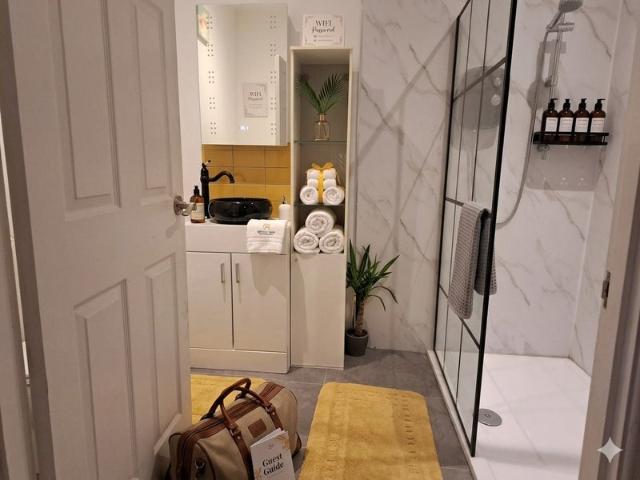 Room at Sheppey Road, Maidstone