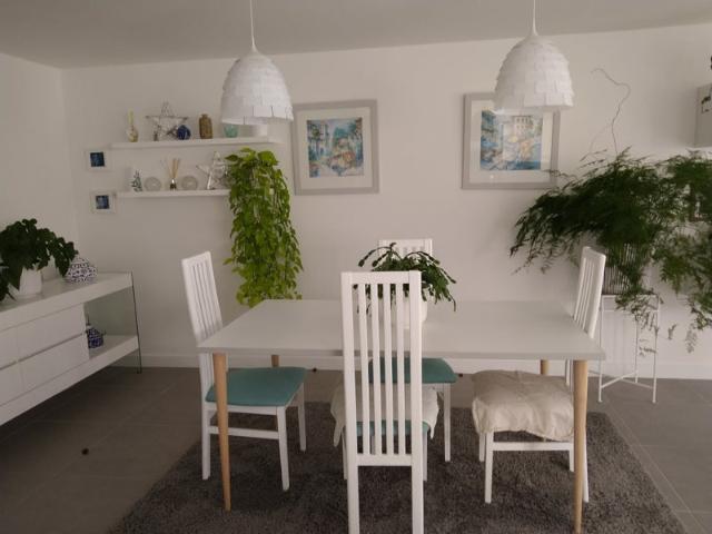 Room at Sherwood Avenue, Poole