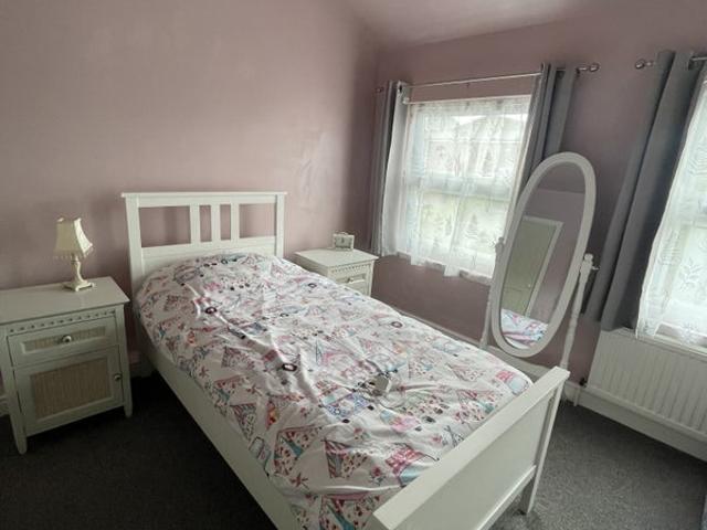 Room at Sherwood Rise, Nottingham