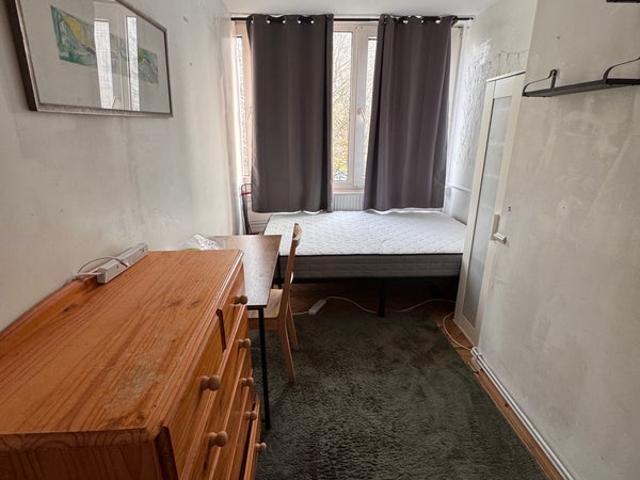 Room at Sherfield Gardens, Greater London