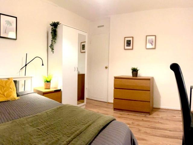 Room at Sherfield Gardens, Greater London