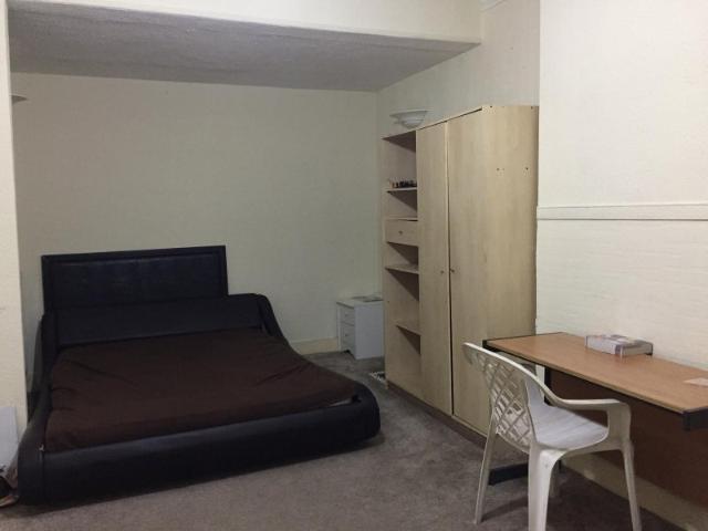 Room at Sherrard Road, Greater London