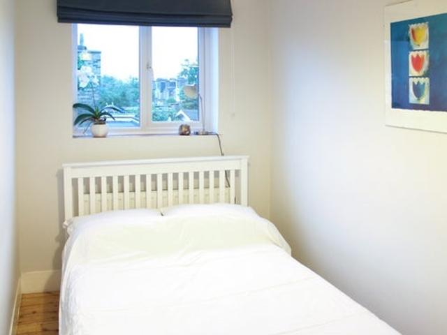 Room at Sherrard Road, Greater London