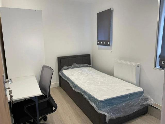 Room at Shields Road, Gateshead