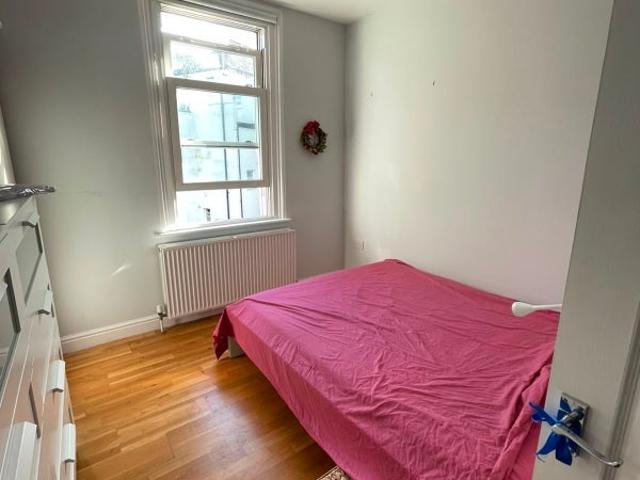 Room at Shirland Road, City of Westminster