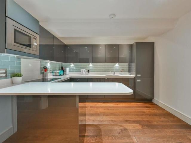 Room at Shirley Street, Greater London