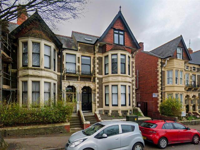 Room at Shirley Road, Cardiff