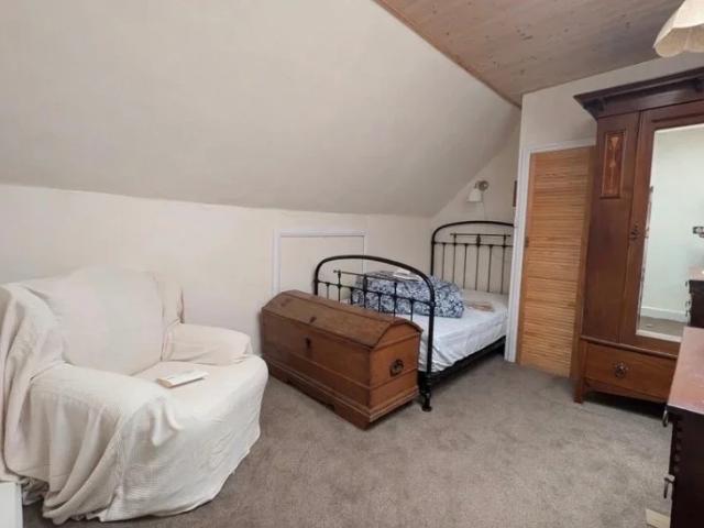 Room at Shooters Hill Road, Greater London