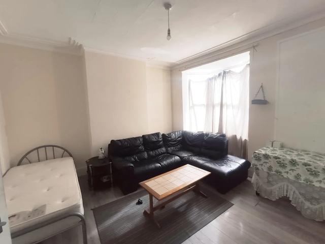 Room at Shoreham Street, Sheffield