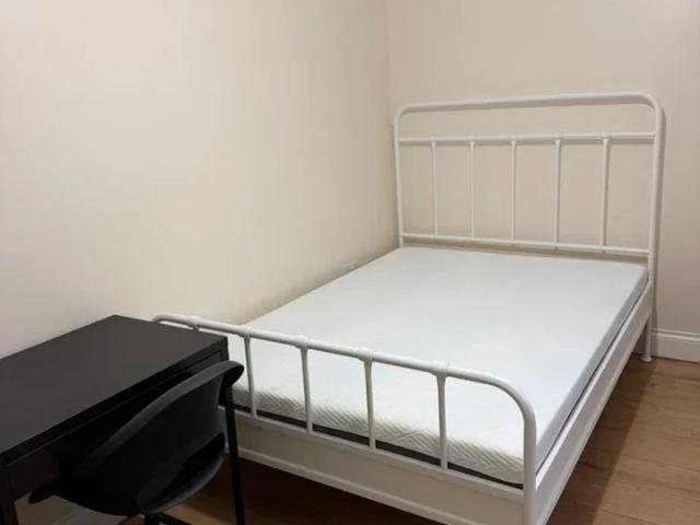 Room at Sibthorpe Road, Greater London