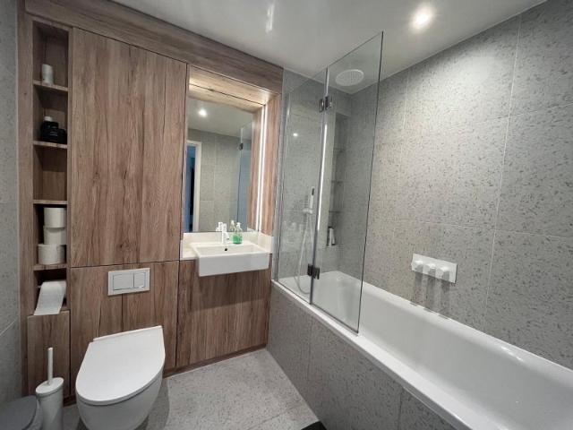 Room at Sidney Street, Greater London