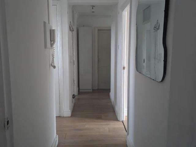 Room at Sidney Street, Greater London