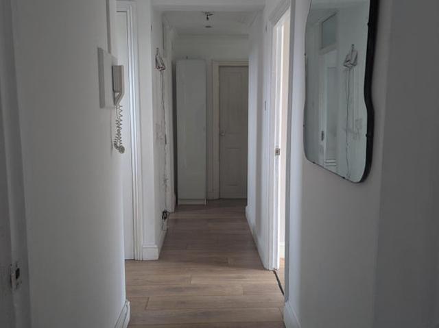 Room at Sidney Street, Greater London