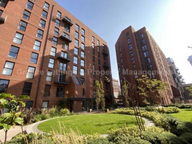 Room at Sillavan Way, Salford