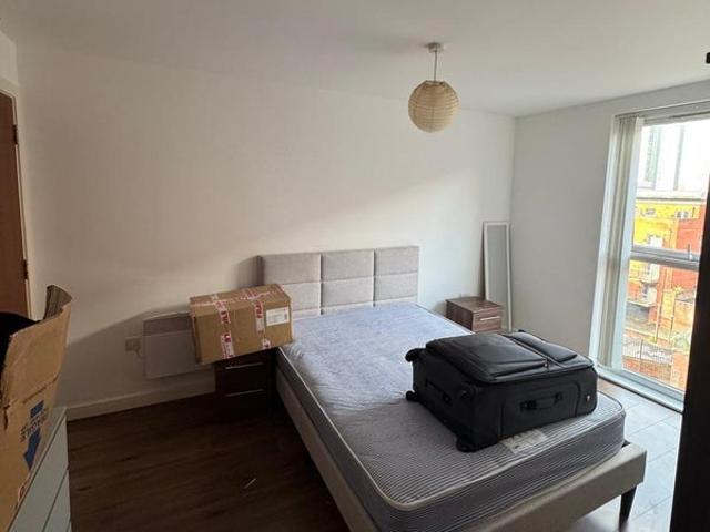 Room at Sillavan Way, Salford