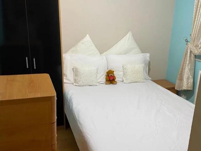 Room at Silver Close, Greater London
