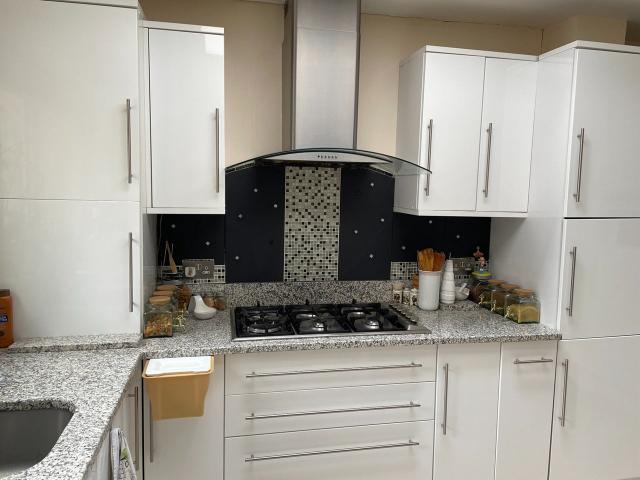 Room at Silver Close, Greater London